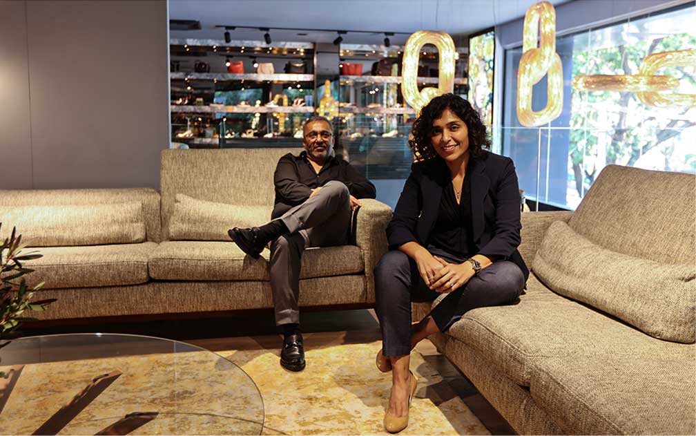 Our Retail Experience Centers: A Seamless Shopping Journey